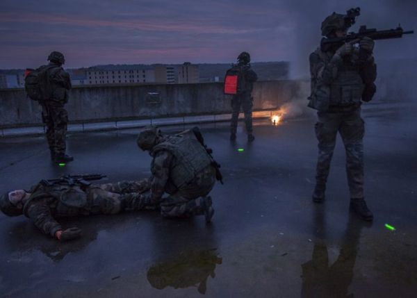 Chemical lights: Application in medical situations.